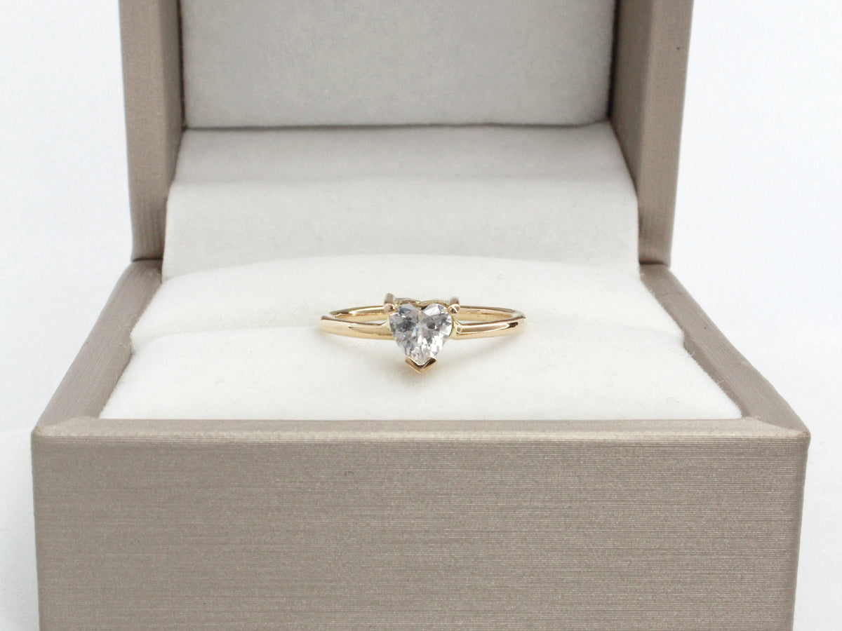 ANILLO CORAZÓN EN ORO 18K – Rosa & Gris Joyería